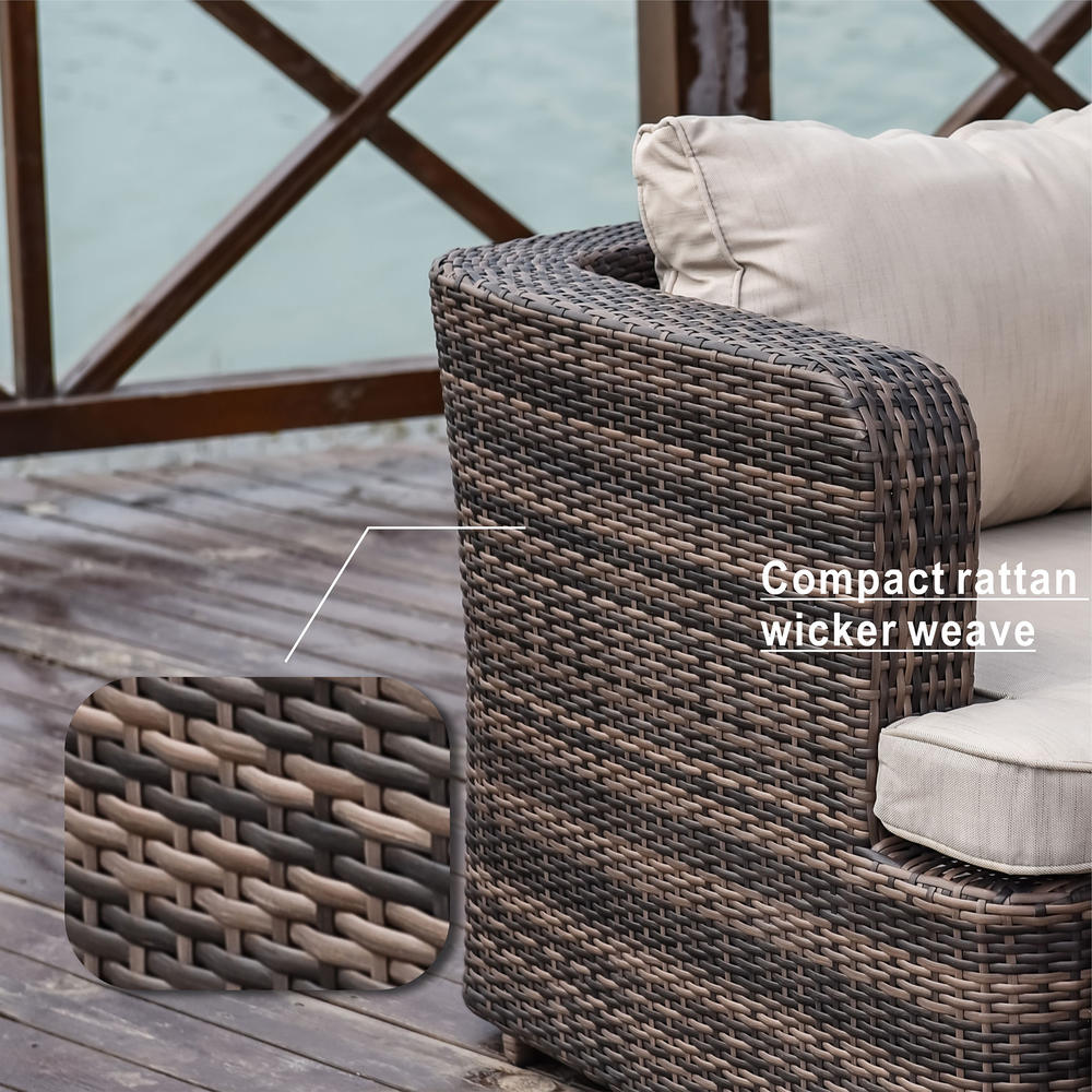 Moda Furnishings 4-Piece Patio Wicker Daybed Set With Side Table