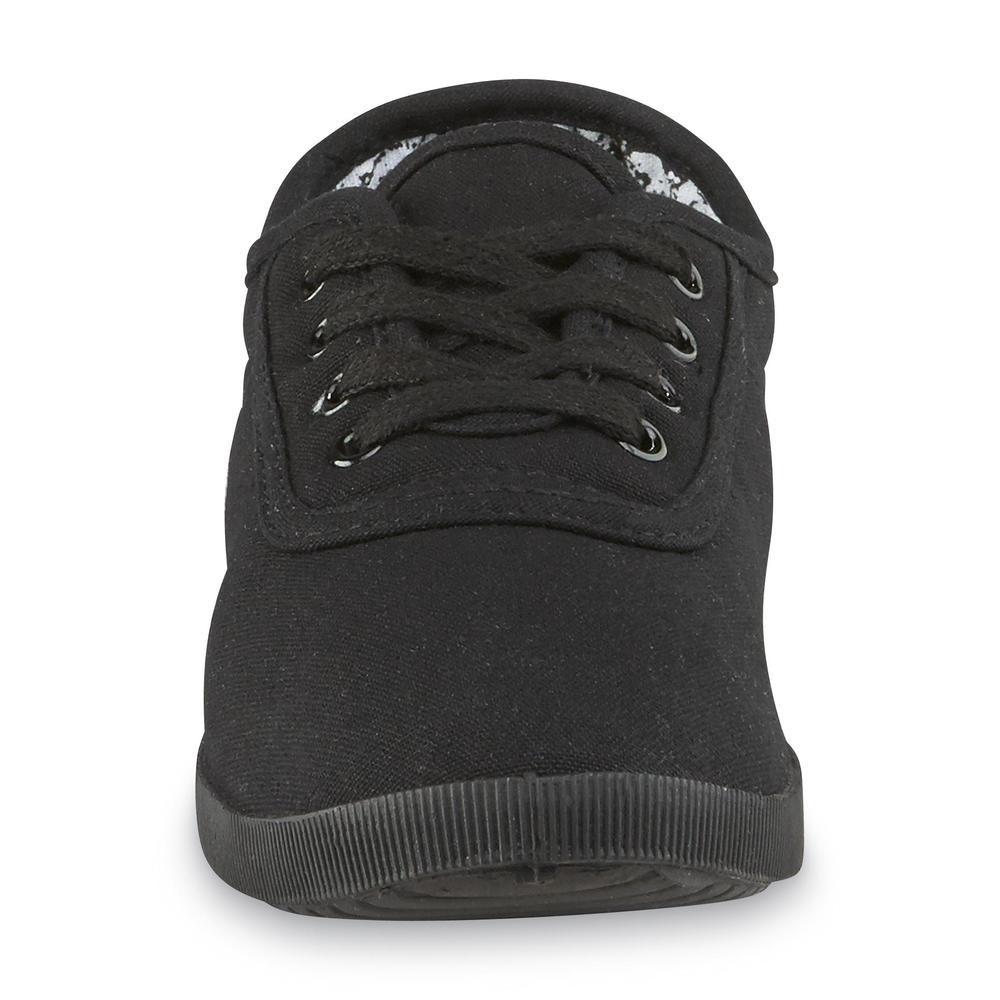 Basic Editions Women's Eavan Black Canvas Oxford Shoe