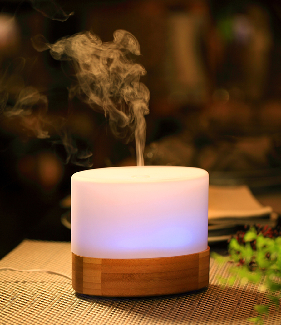 SPT SA-070 : Ultrasonic Aroma Diffuser/Humidifier with Bamboo Base