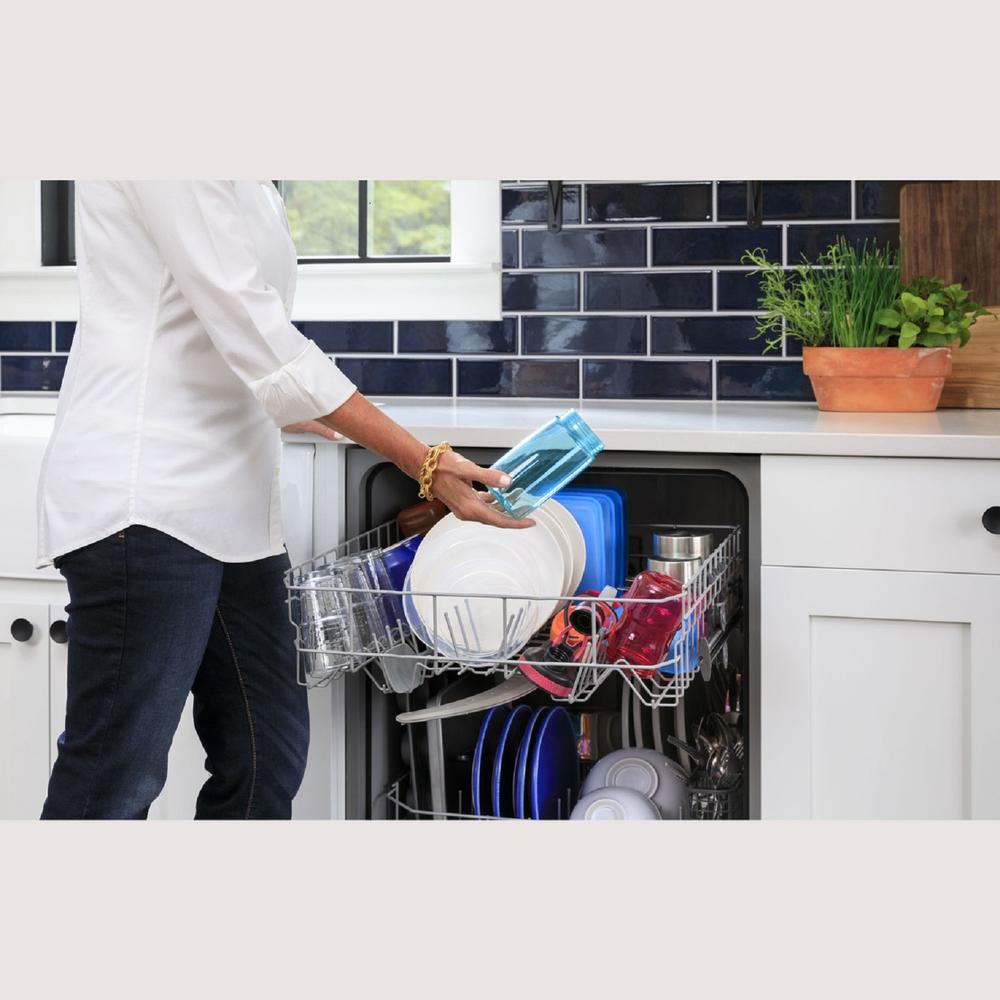 GE Appliances GDF450PGRWW GE Dishwasher with Front Controls - White