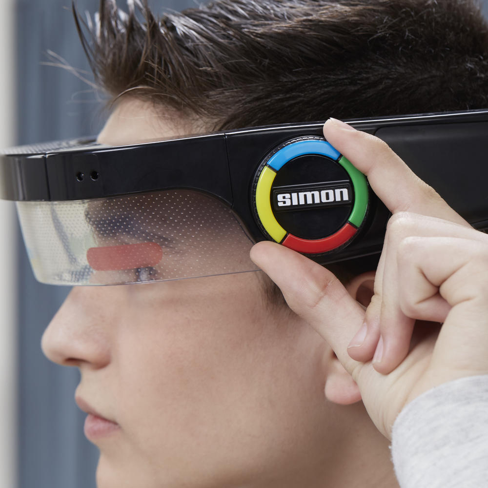 Hasbro Simon Optix Game