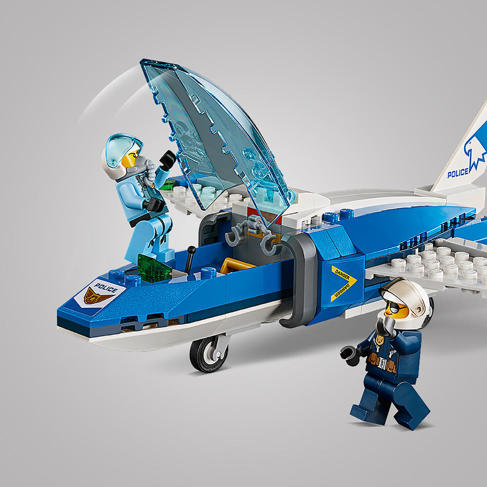 LEGO Sky Police Parachute-based toy set