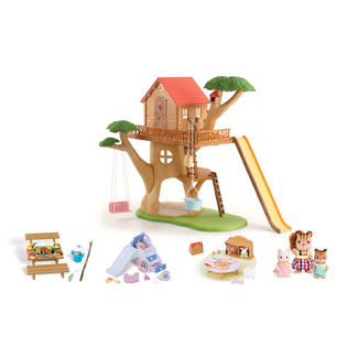 Calico Critters Adventure Tree House Gift Set