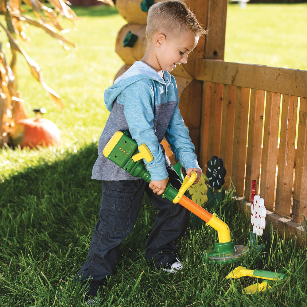 John Deere Lawn and Garden Set