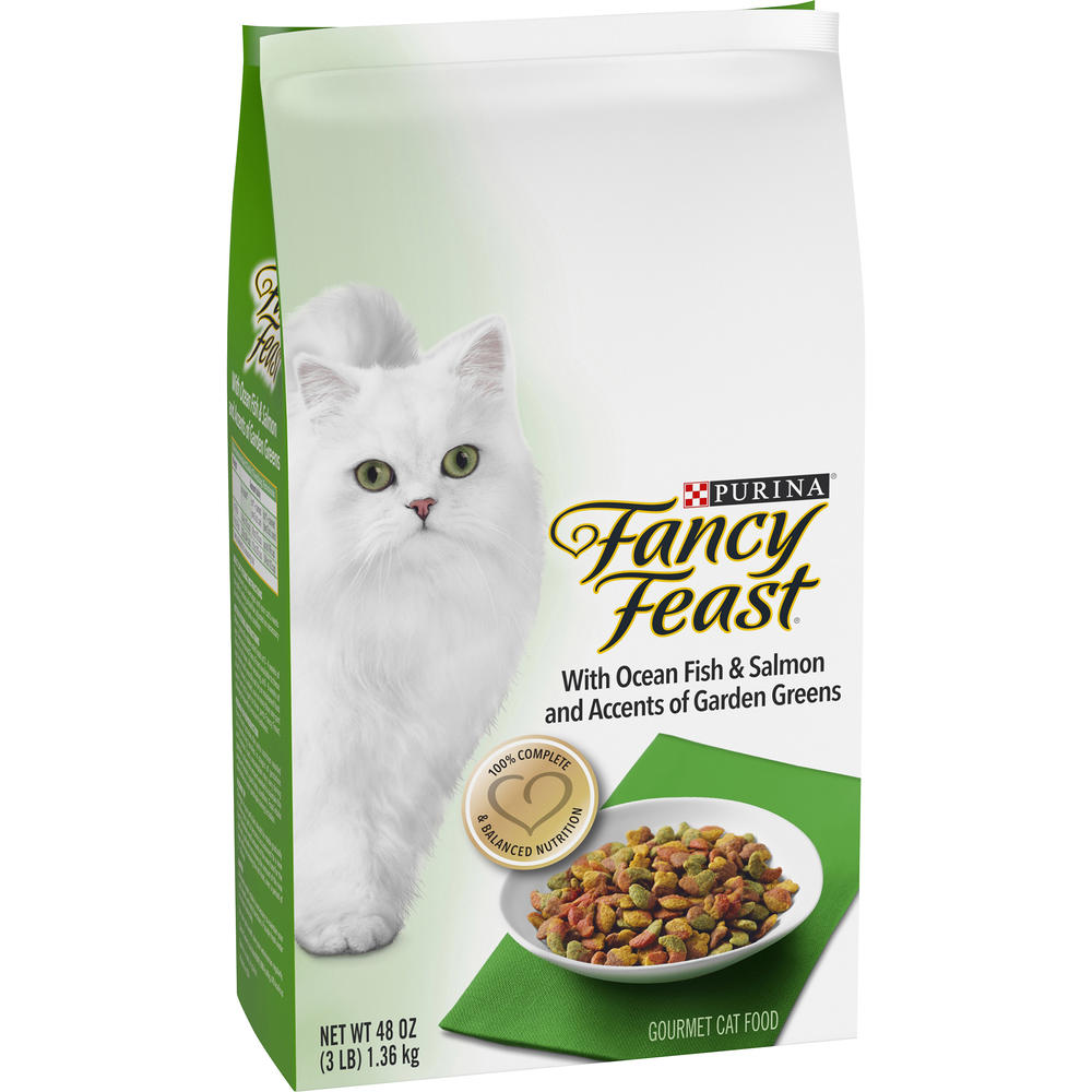 Fancy Feast Ocean Fish & Salmon and Accents of Garden Greens Gourmet ...
