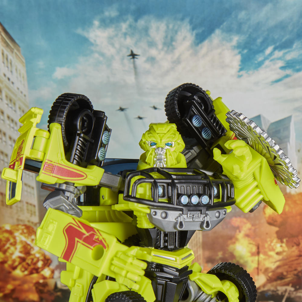 Transformers Studio Series 04 Autobot Ratchet Action Figure