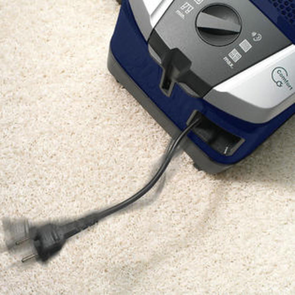 Miele MieleC2ElectroPlus Compact C2 Electro+ HEPA Canister Vacuum ...