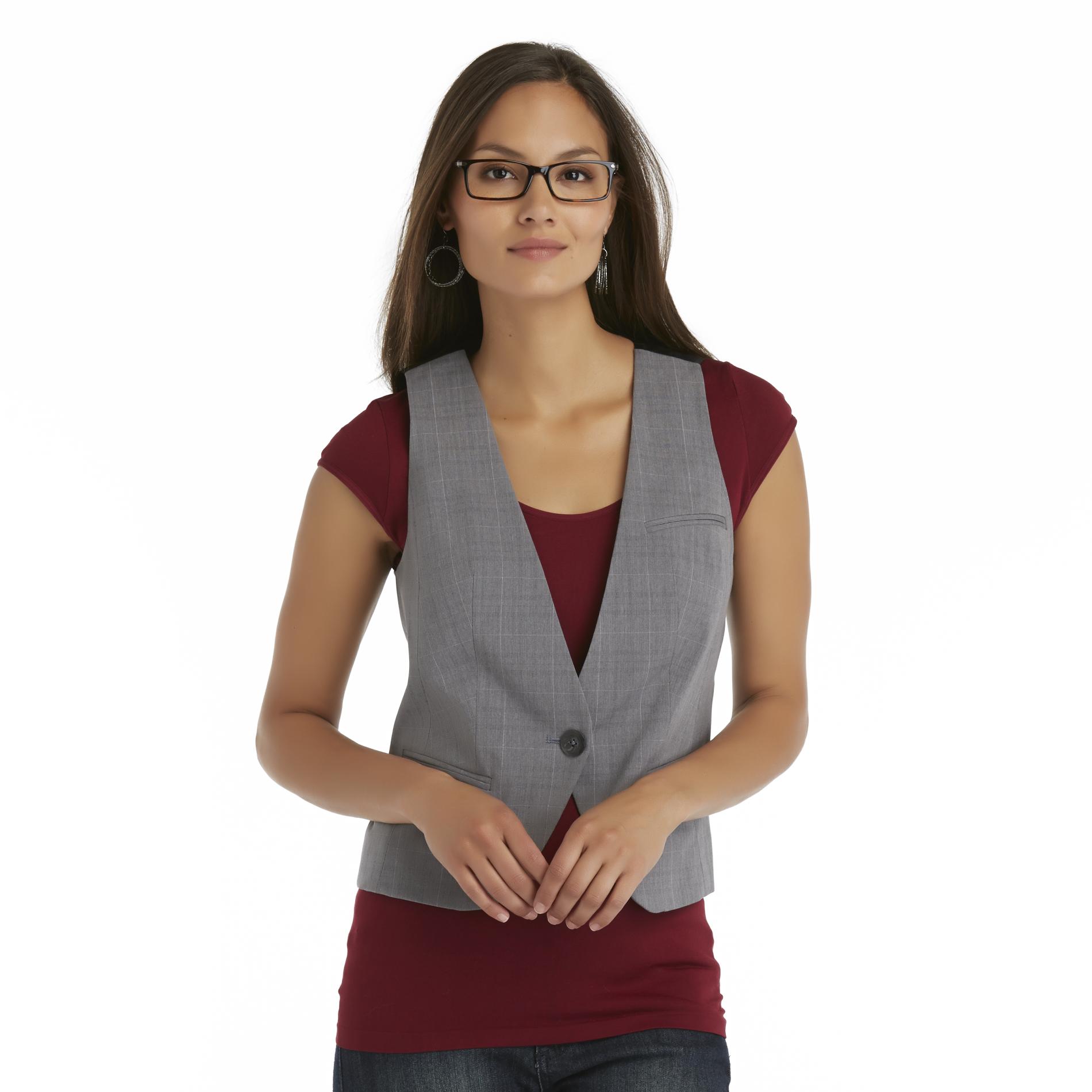 Attention Women's Button-Front Vest - Plaid