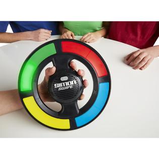 Hasbro Simon Swipe Game