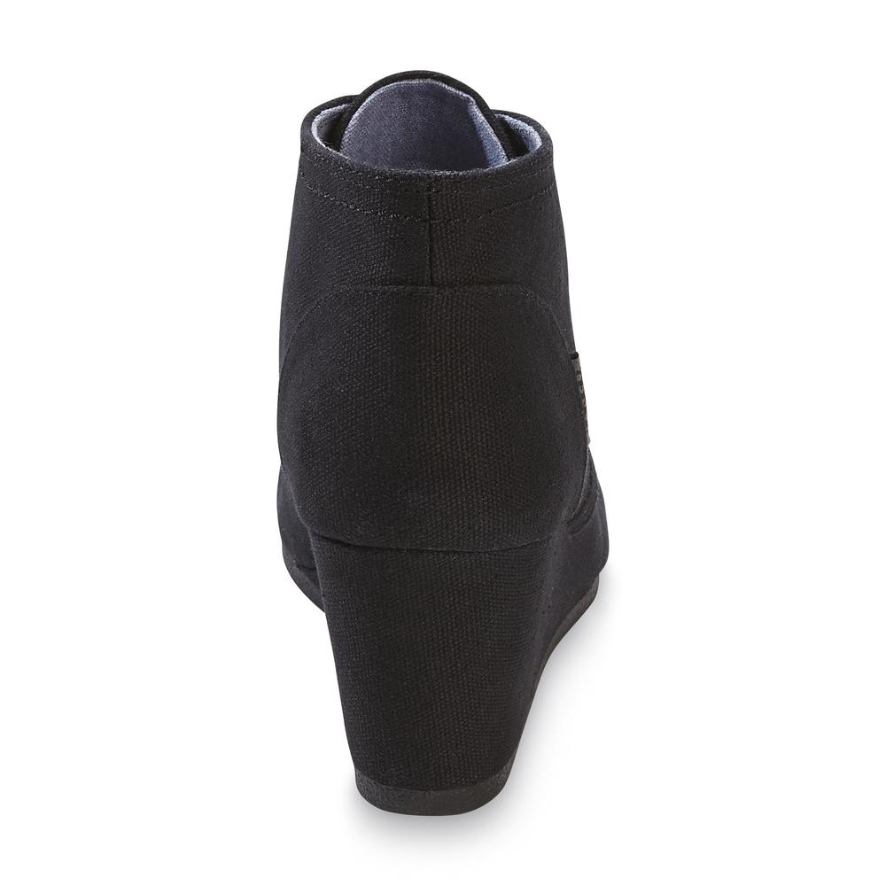 Bongo Women's Patillas Black Wedge Bootie