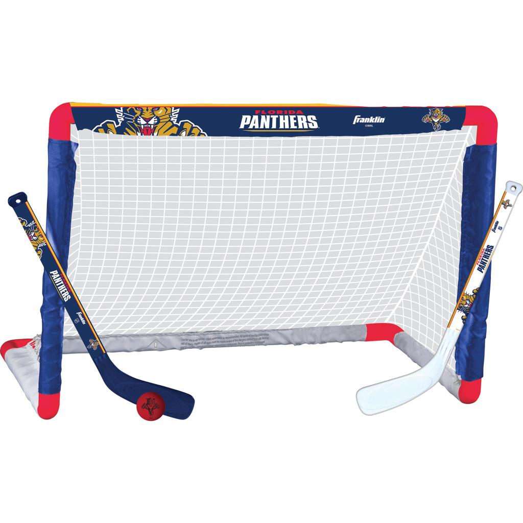 roller hockey equipment set