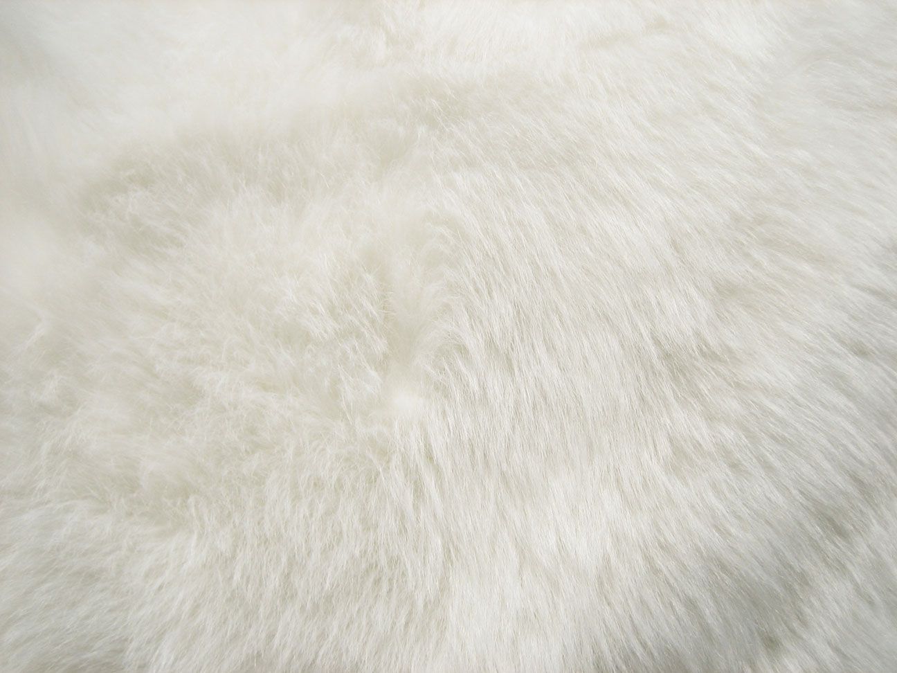 LA Rugs Flokati White Flokati 31 x 47 inch Area Rug