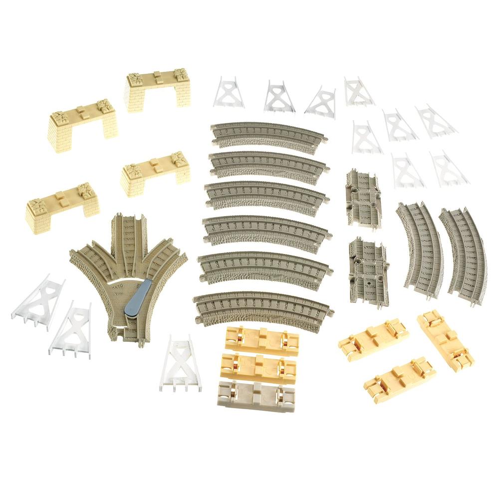 Thomas & Friends Deluxe Expansion Track Pack Cross Switch and Stack