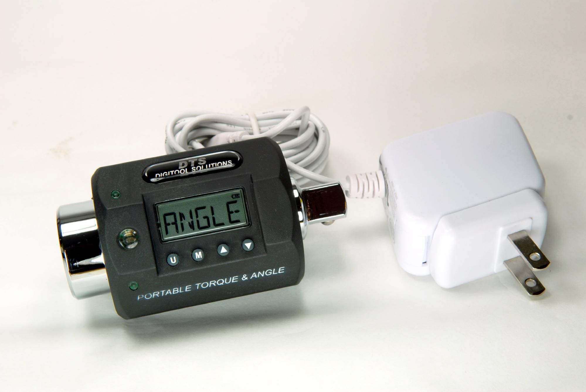 DIGITOOL SOLUTIONS Portable 3/8 in Torque Meter with Angle