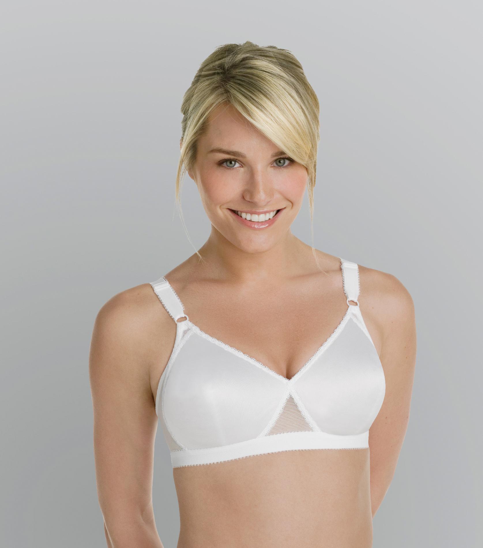 Playtex Everyday Basics Lightly Lined Soft Cup Bra