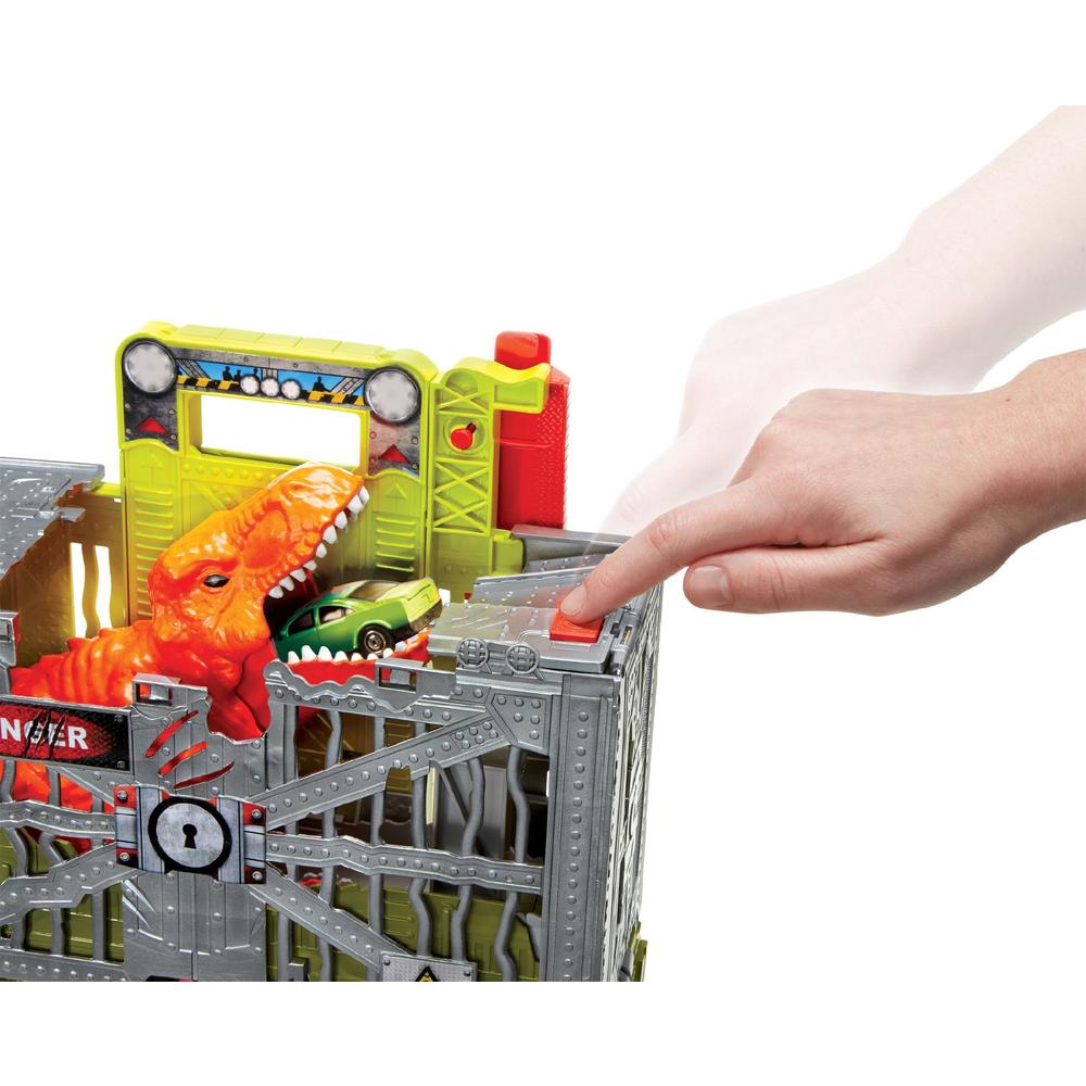 Matchbox Adventure Links™ Dino Breakout™ Play Set
