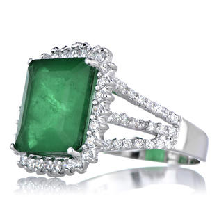 Emitations Elizabeth's Estate Jewellery Collection: Simulated Emerald ...