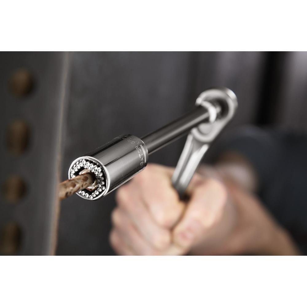 Gator Grips 3/8" Drive Self-Adjusting Universal Socket