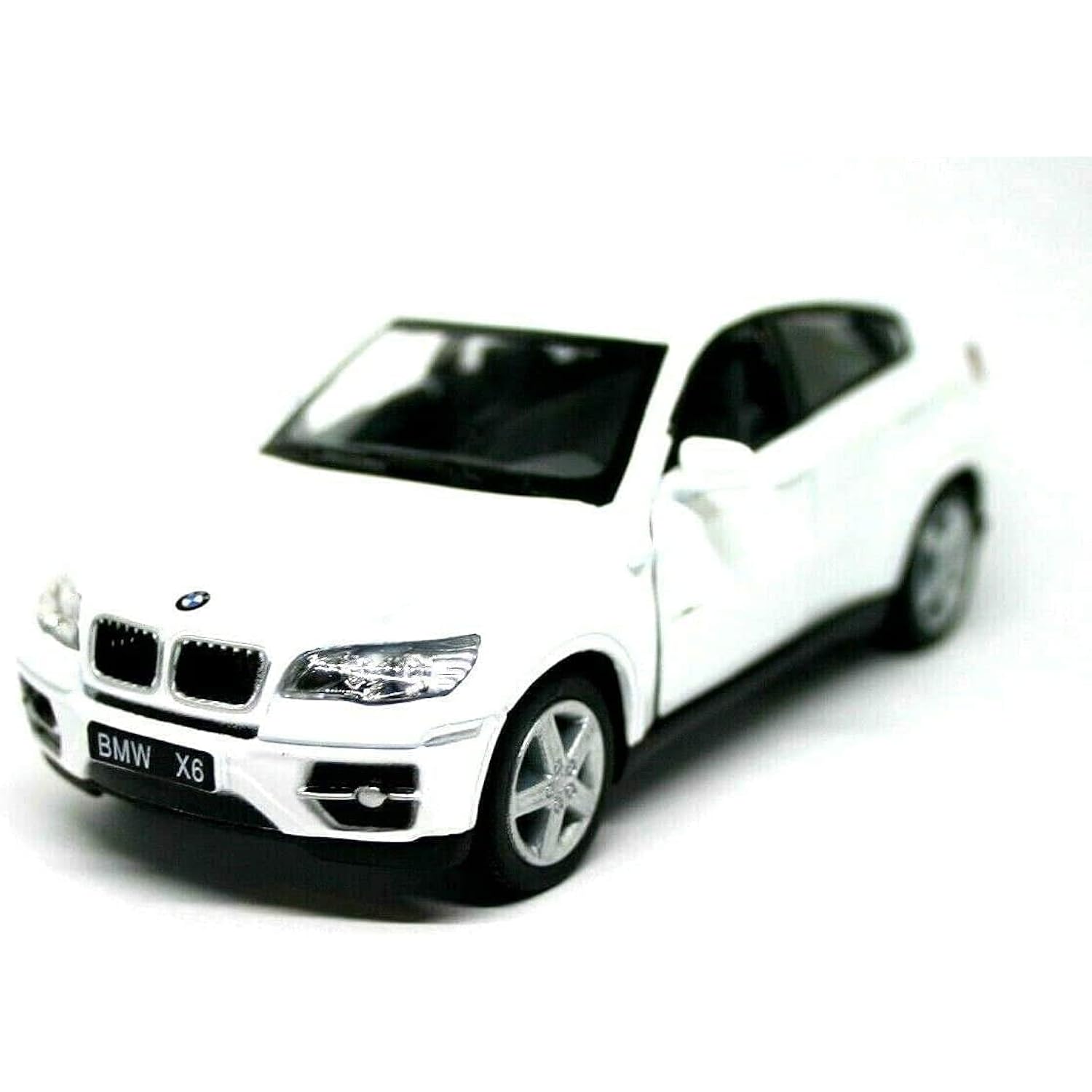 KiNSMART BMW X6 5" 1:38 Scale Die Cast Metal Model w/Pullback Action White